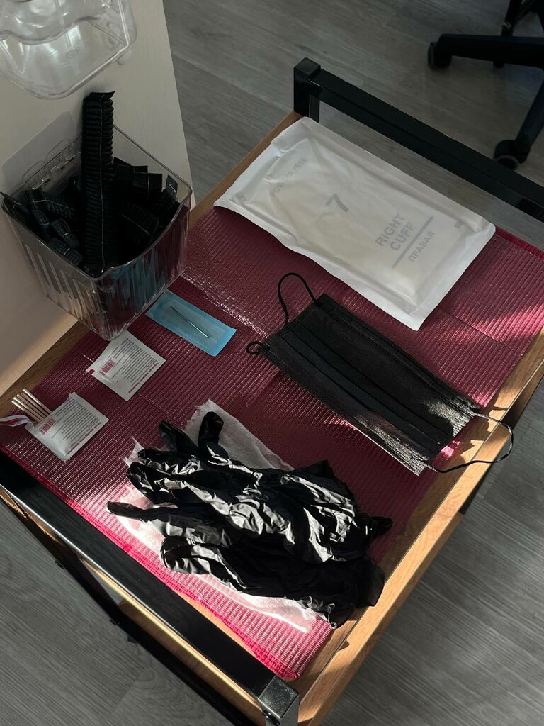 Dövmeciler Carpet. ink, Sevastopol, foto