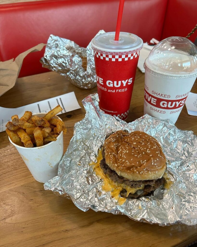 Fast food Five Guys, Abu Dabi, foto
