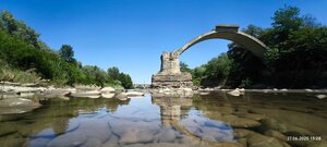Развалины железнодорожного моста (reka Urup), turistik yerler  Krasnodarski krayından