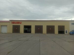 Исузуцентр (Ratsionalizatorov Street No:10/1к1), otomobil servisi  Surgut'tan
