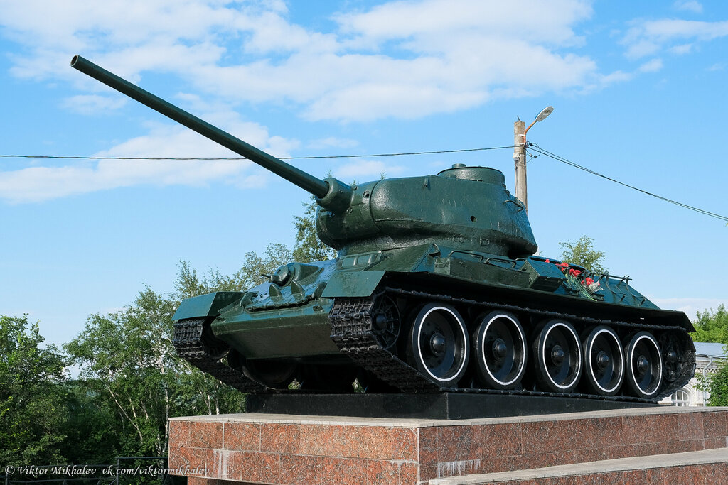 Teknoloji anıtı Танк Т-34, Kungur, foto