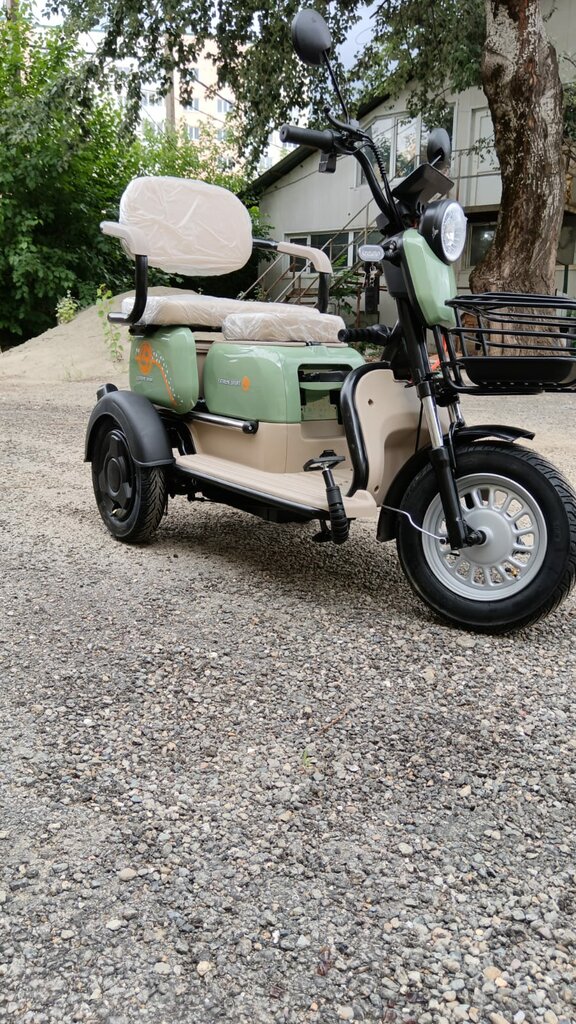 Elektrikli araç satışı Самоход, Adıge Cumhuriyeti, foto