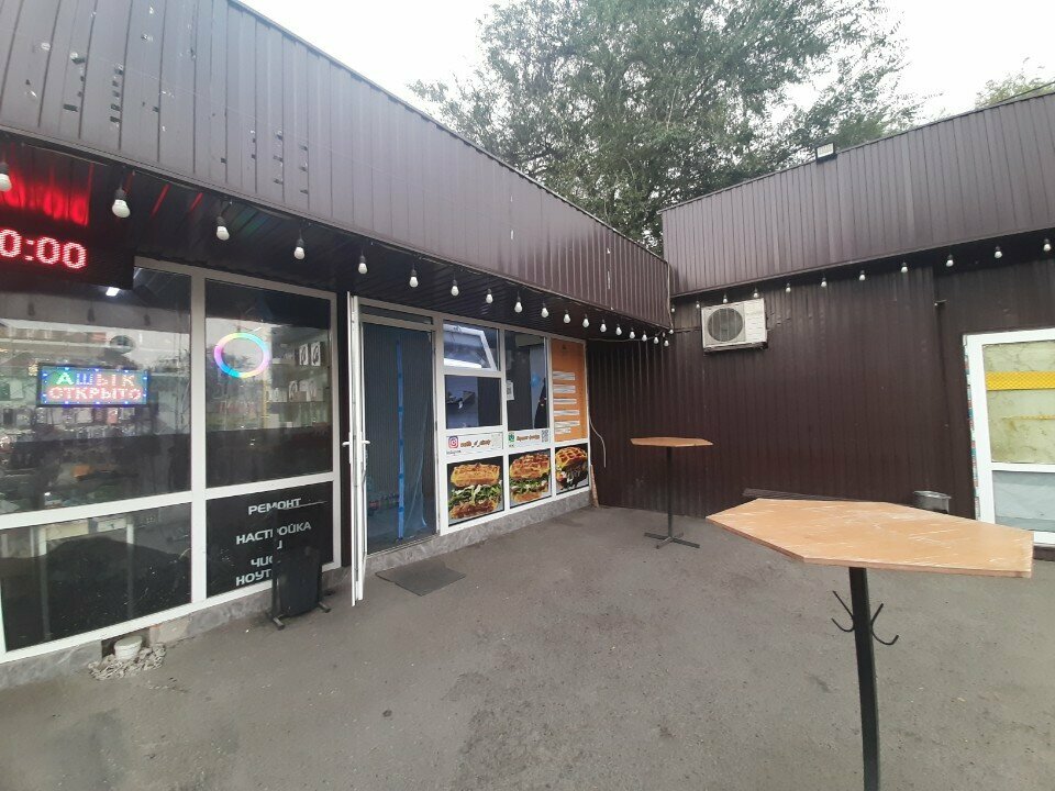 Fast food Waffle El, Almatı, foto