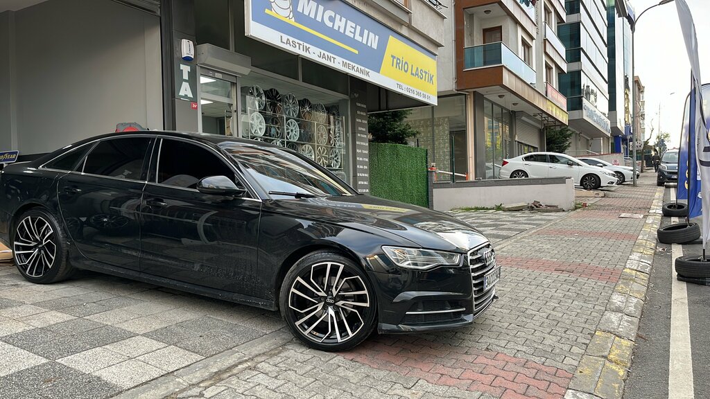 Jant ve lastikçiler Trio Lastik Ve Bakım Onarım Merkezi Michelin, İstanbul, foto