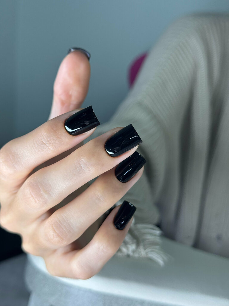 Manikür-pedikür Ksenia_Almonds, Moskova, foto