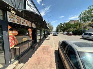 Tasty food (No:15А, Vodnık-1 shaǵyn aýdany, Boraldaı kenti), fast food  Almatı eyaletinden