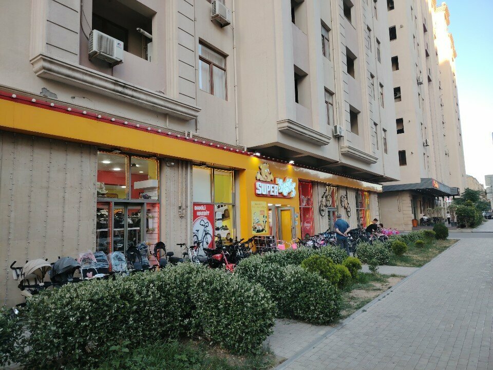 Çocuk oyunları ve oyuncakları Supertoys, Bakü, foto