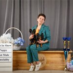 Ласковая Русь (Malinovaya ulitsa No:17), evcil hayvan yetiştiricileri  Luhovitsy'den