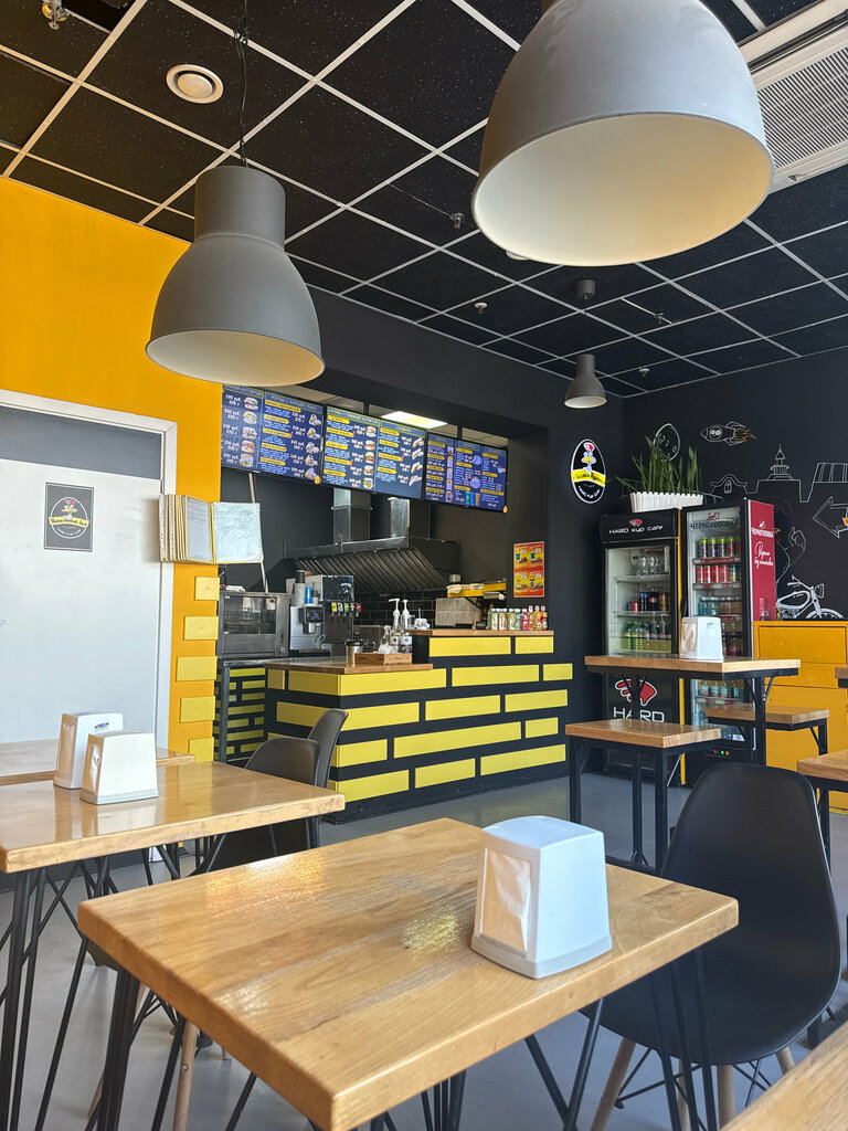 Fast food Hard кур cafe Наглая курица, Kırım Cumhuriyeti, foto