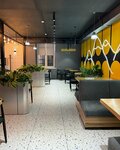 Burger on Abaya (Abay Avenue No:15), kafe  Almatı'dan