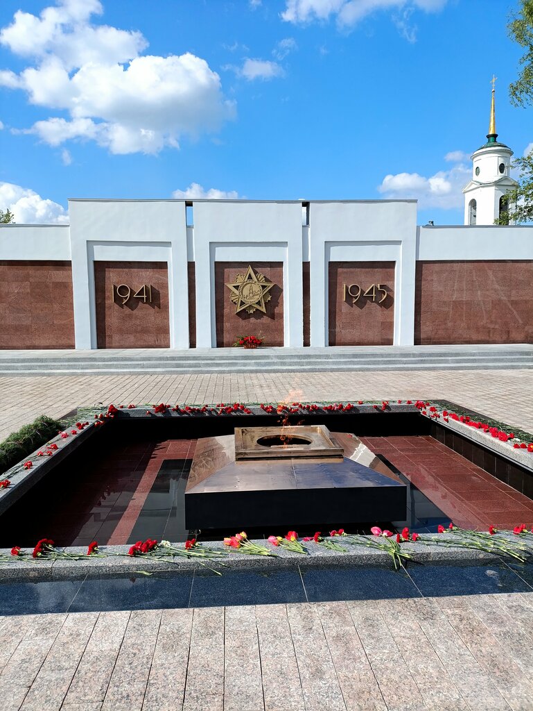 Anıt, heykel Вечный огонь, Riazan, foto