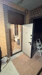 Дверянин (ulitsa Astana Kesayeva No:46), kapılar  Vladikavkaz'dan