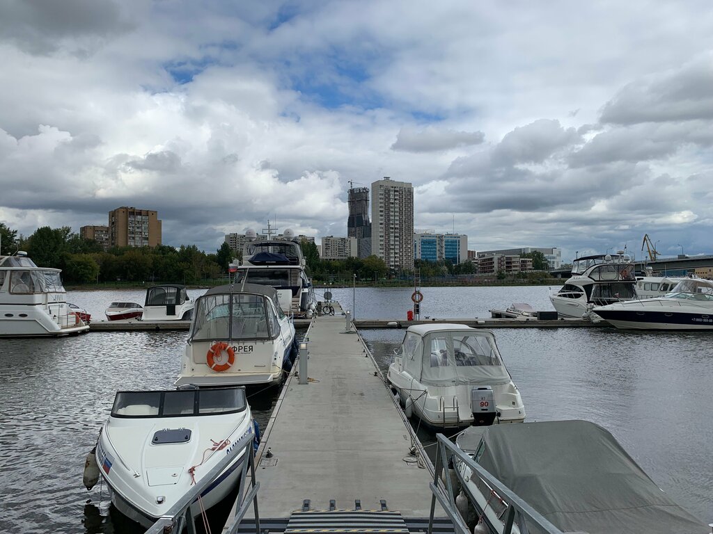 Yat kulüpleri Island of Dream, Moskova, foto