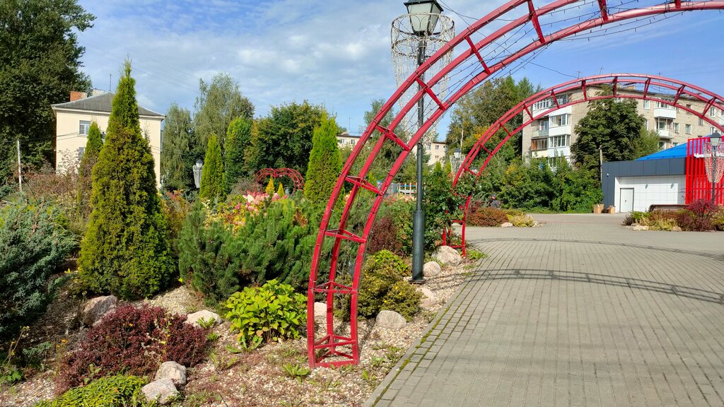 Kültür ve eğlence parkları сквер Степанченко, Rzhev, foto