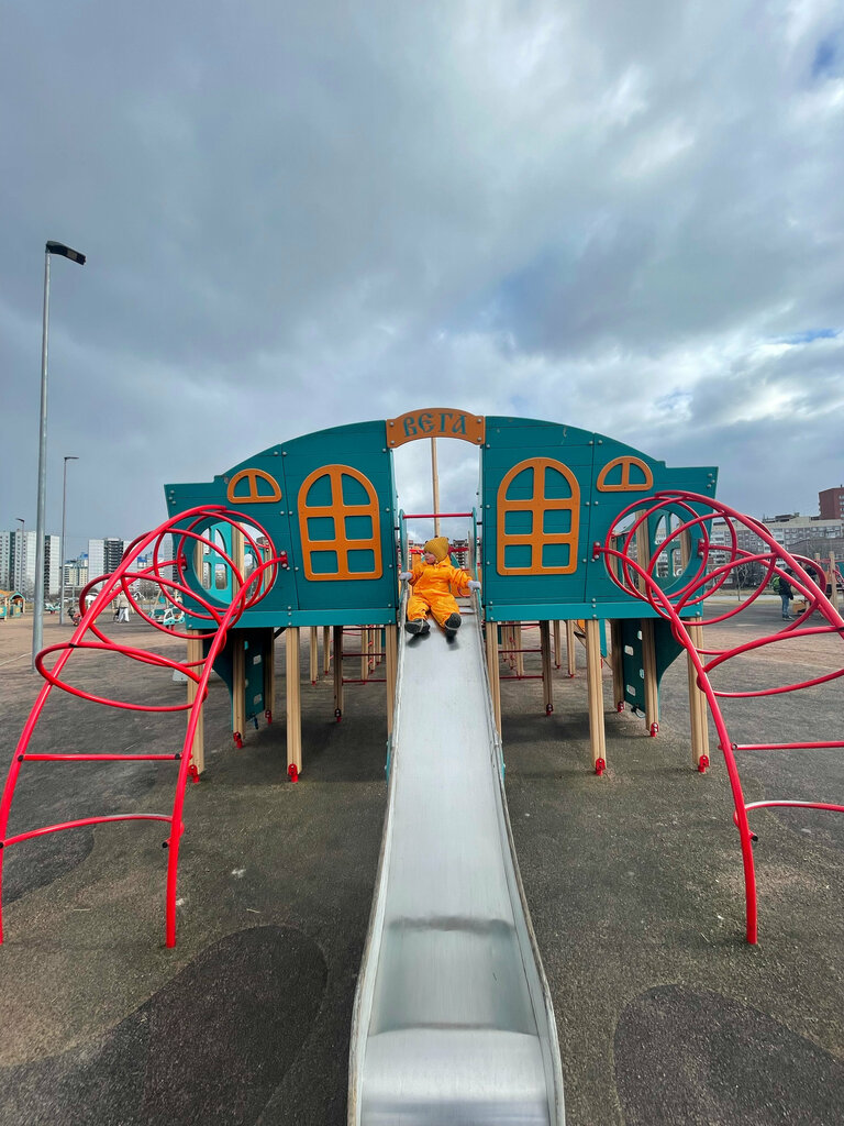 Oyun alanı Playground, Saint‑Petersburg, foto
