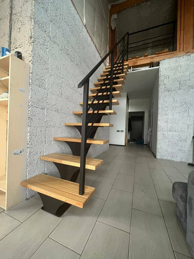 Merdiven ve korkuluklar Лестницы Артёма Фесенко, Moskova ve Moskovskaya oblastı, foto