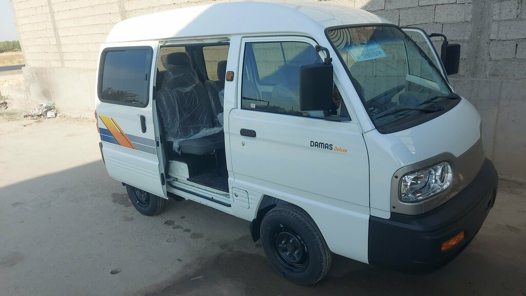 Otomobil pazarları Samarkand Automobile Market, Semerkant eyaleti, foto