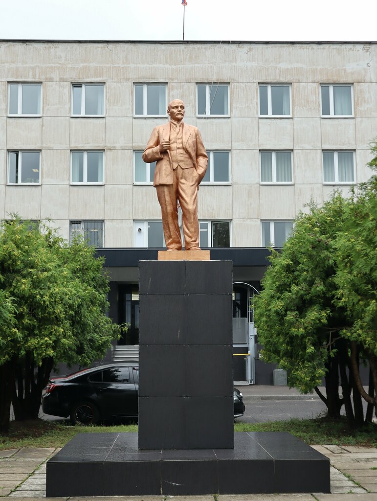 Anıt, heykel В.И. Ленин, Balahna, foto