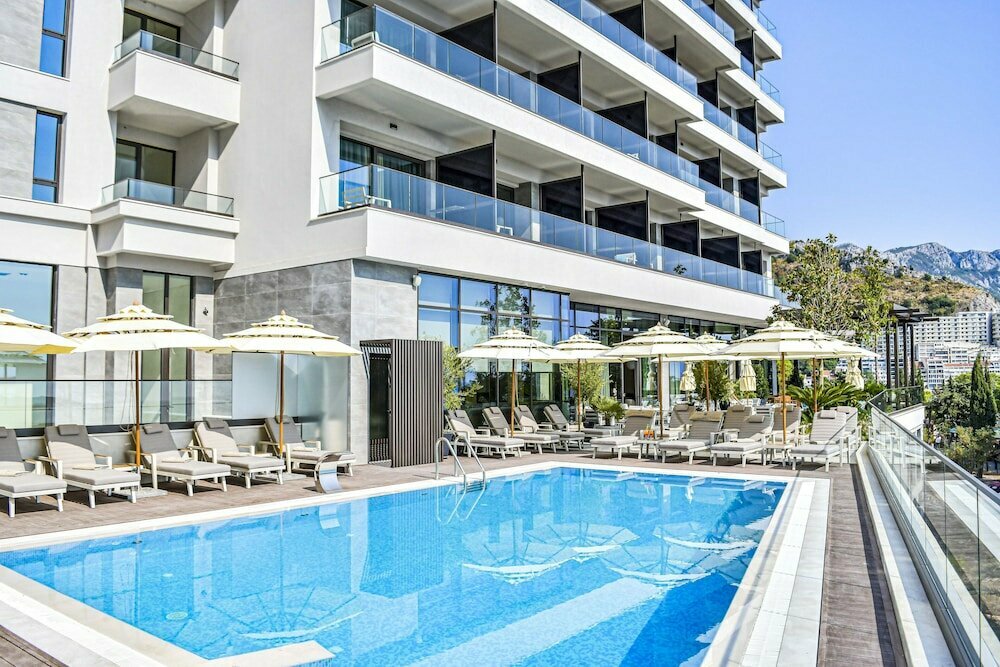 Otel Katamare, Dünya, foto