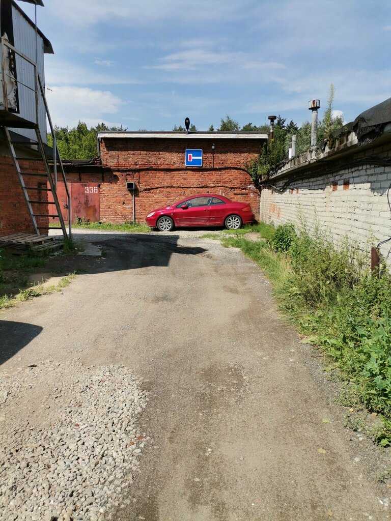 Otomobil servisi Dopavtopremyer, Balaşiha, foto