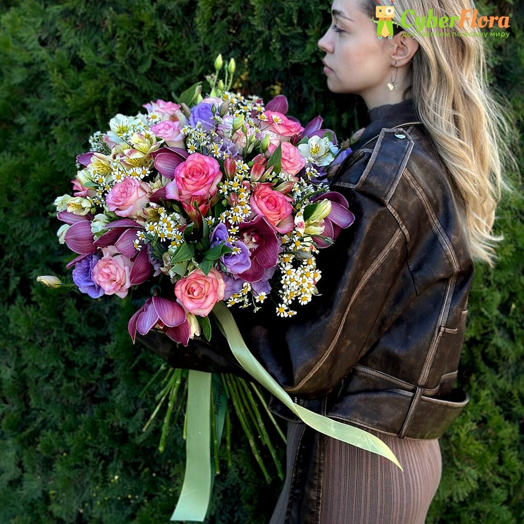 Çiçek teslimatı Flower delivery service Cyber Flora, Krasnoyarski krayı, foto