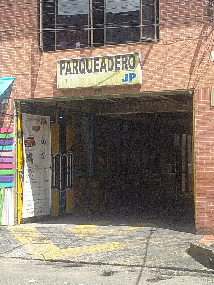Otopark alanı Parqueadero jp, Bogota, foto