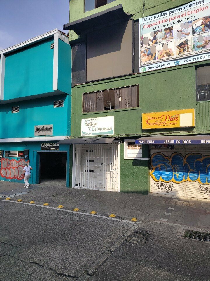 Güzellik salonu Beautiful and Famous, Medellin, foto