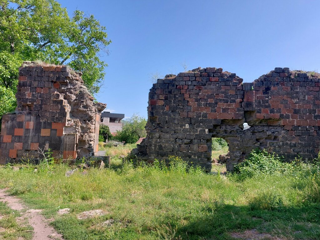 Turistik yerler Руины храма Хонарвац, Kotayk, foto