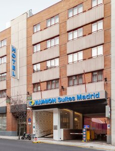 Hotel Ilunion Suites Madrid (Calle López de Hoyos No:143, Municipios Madrid, Madrid), otel  Madrid'den