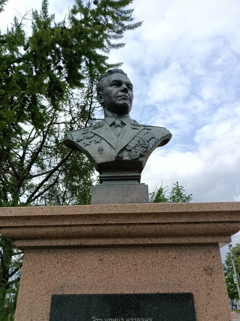 Anıt, heykel Постамент маршалу Шестопалову, Moskova, foto