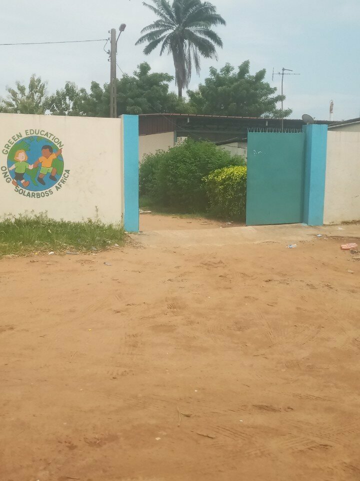 i̇lkokul Chateau d'Eau Cocody School Group, Abican, foto