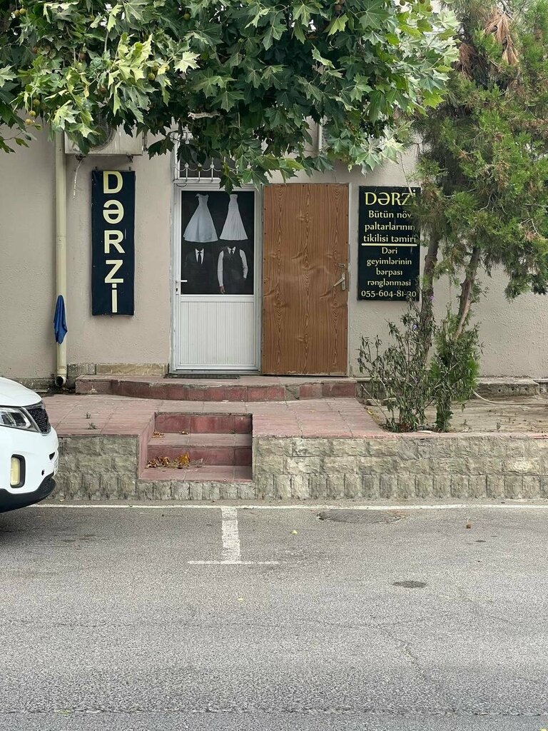 Kıyafet tamiri Dərzi, Bakü, foto