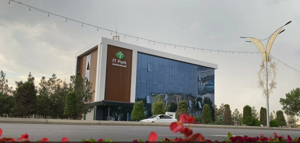 Meslek kursları Big-i Study, Nemengan, foto