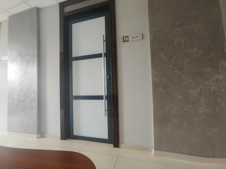Kaş ve kirpik salonu Aina lash, Omsk, foto