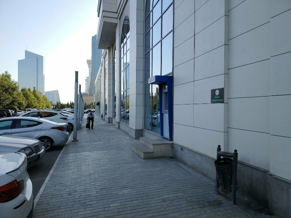ATM'ler ABB, Bakü, foto