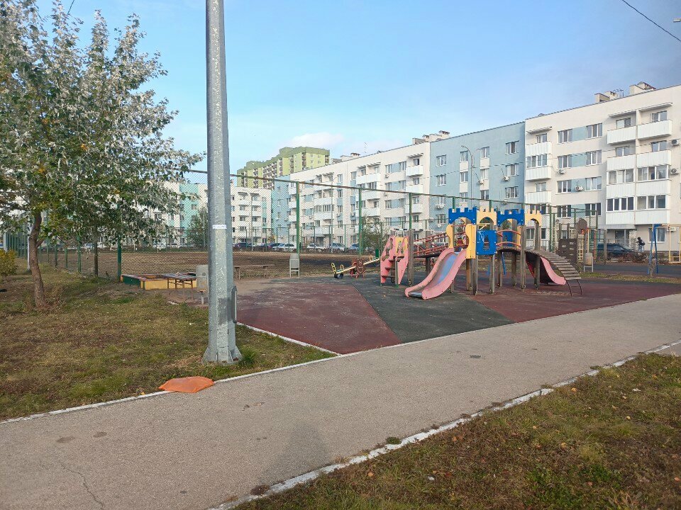 Oyun alanı Playground, Samara, foto