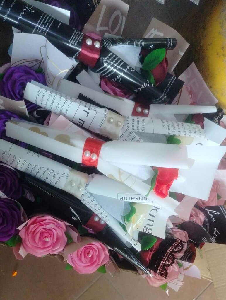 Çiçek teslimatı Ap Detalles del corazón, Santa‑Krus, foto