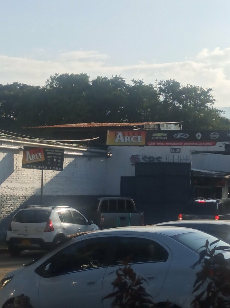 i̇ş merkezi Taller Arce Ltda, Cali, foto