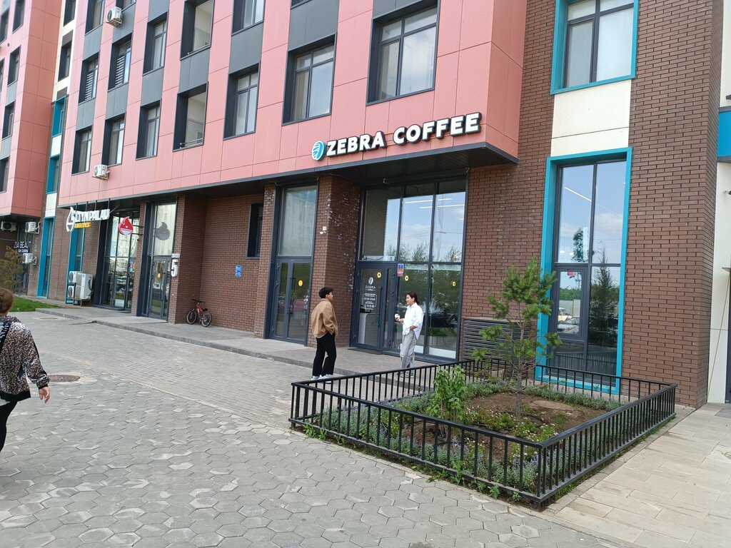 Kahve dükkanları Zebra Coffee, Astana, foto
