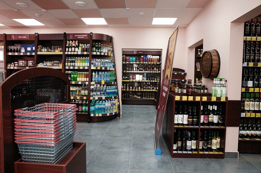 Alkollü içecekler МАВТ-Винотека, Çeliabinsk, foto