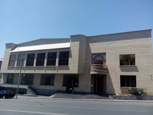 Arbat (Karapet Ulnetsi Street No:55/1, Yerevan), restoran  Erivan'dan