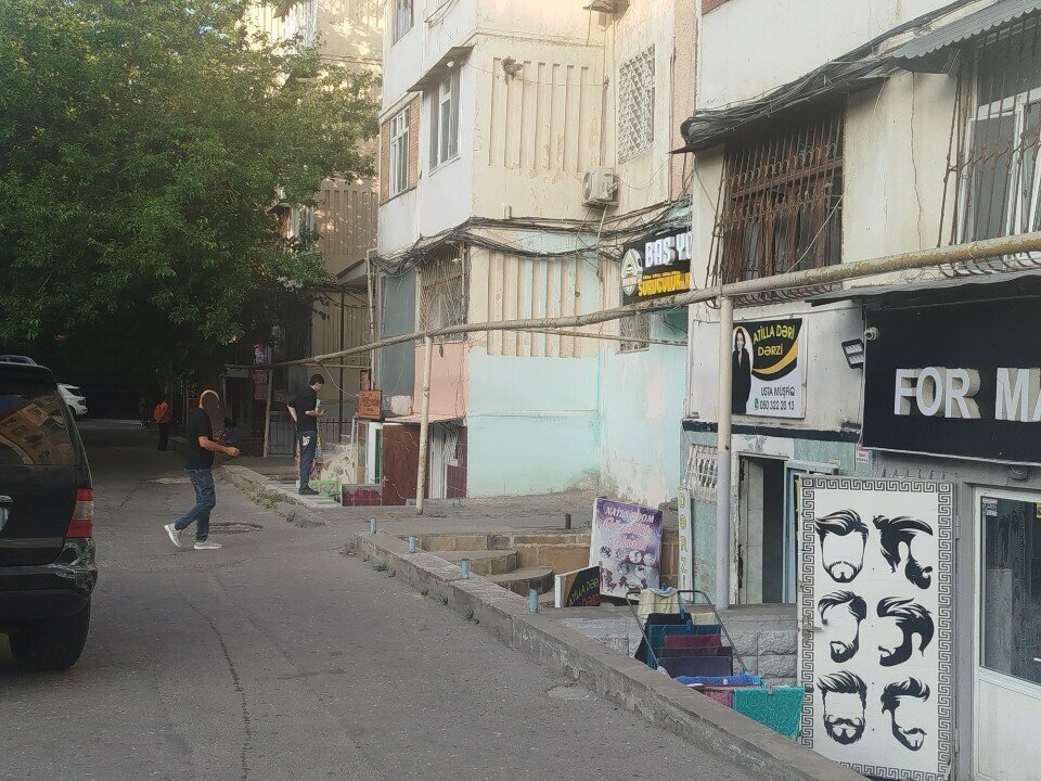 Emlak ofisi Ev alqi satqi, Bakü, foto