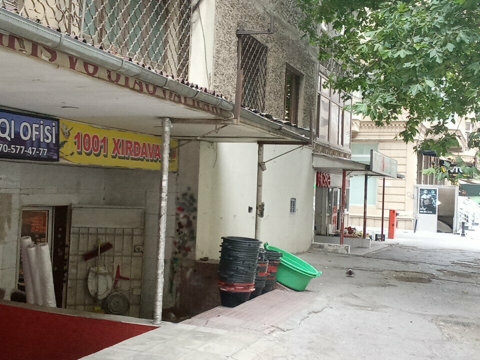Yapı mağazası Building Materials Shop 1001 Trifles, Bakü, foto