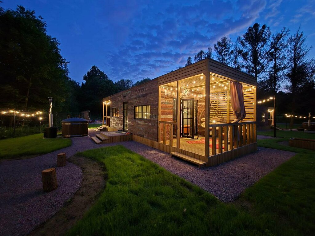 Resort oteller, tesisler Shapki dacha, Saint‑Petersburg ve Leningradskaya oblastı, foto