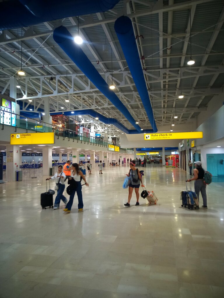 Havaalanları Licenciado Gustavo Diaz Ordaz International, Jalisco Eyaleti, foto