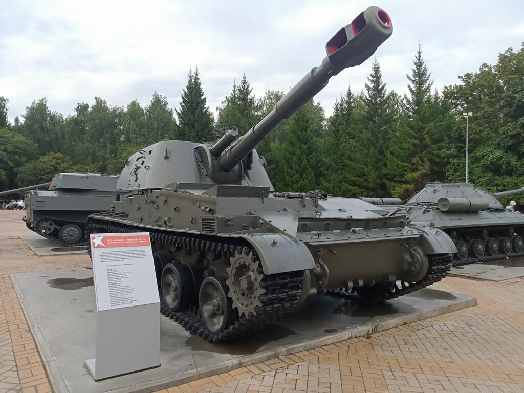 Teknoloji anıtı САУ Гвоздика, Naberejniye Çelny (Yar Çallı), foto