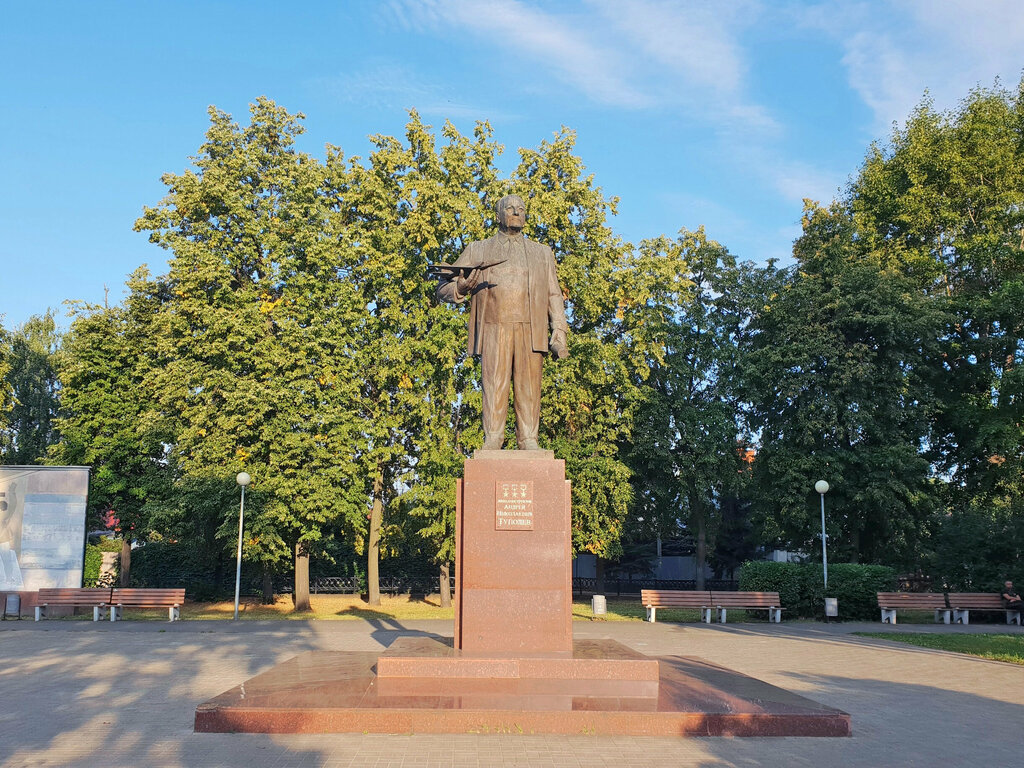 Anıt, heykel А.Н. Туполев, Kazan, foto