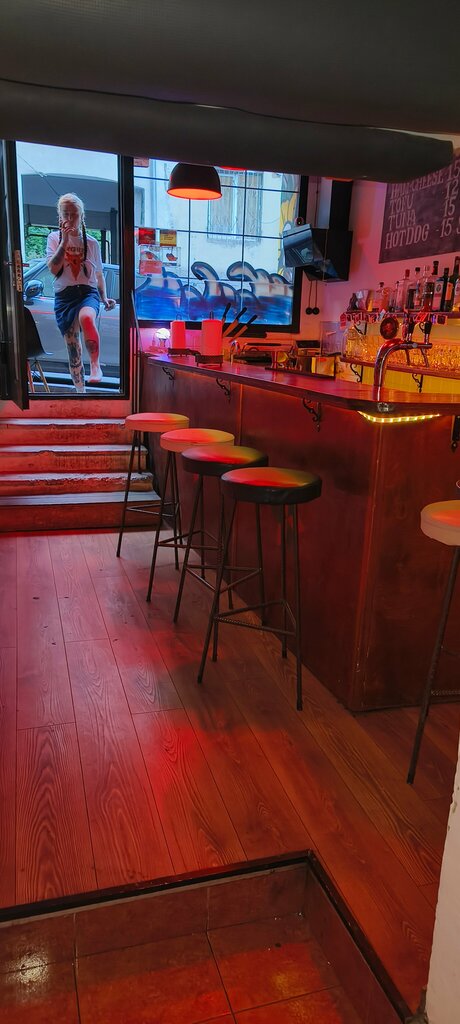 Bar Chveni Bari, Tiflis, foto