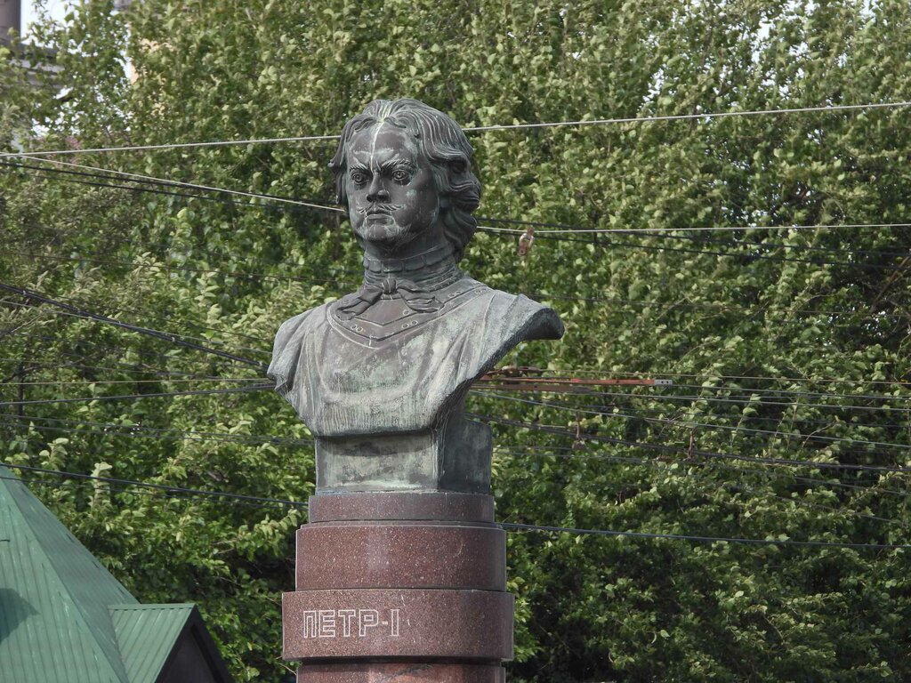 Anıt, heykel Пётр I, Makhachkala, foto