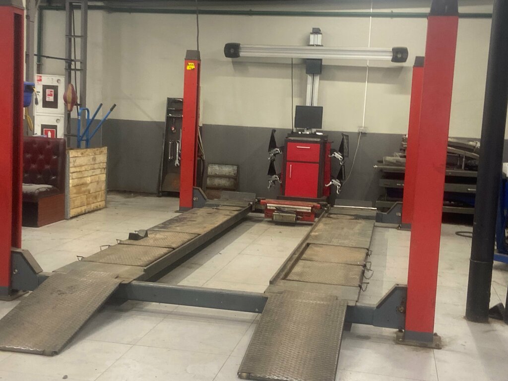 Araç muayene istasyonları Вектор, Moskova, foto